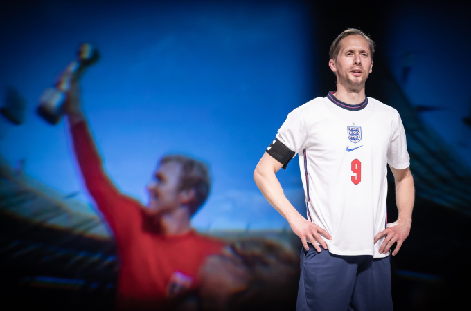 National Theatre Live: Dear England | Kino Muranów National Theatre Live: Dear England | Kino Muranów